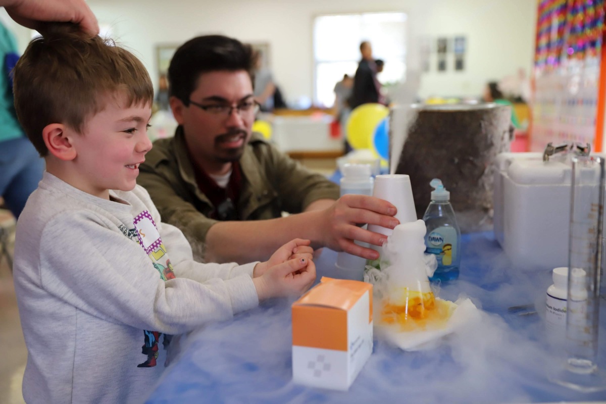 Society of Hispanic Engineers Día de Ciencias | MSU SMACS